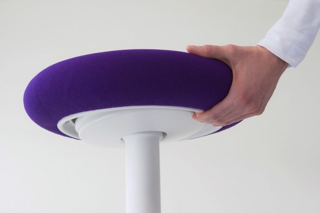 Ongo balance stool, active sitting at work/active working