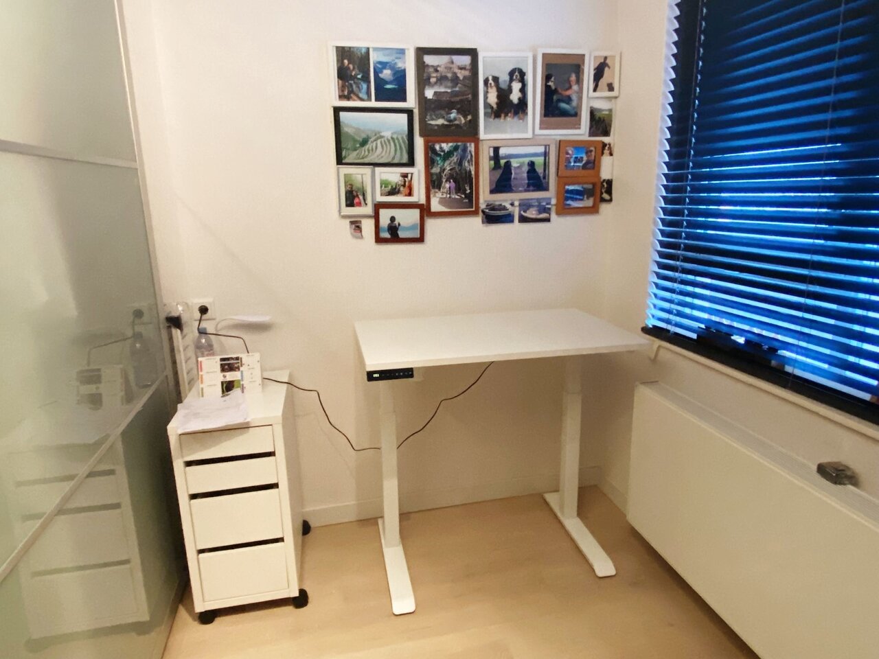 Small StudyDesk sit-stand desk, including worktop from €420