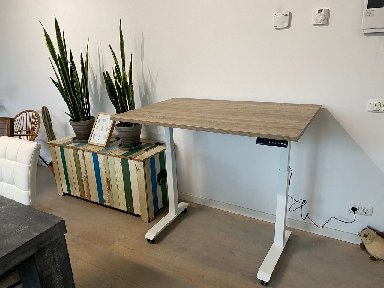 Small StudyDesk sit-stand desk, including worktop from €420