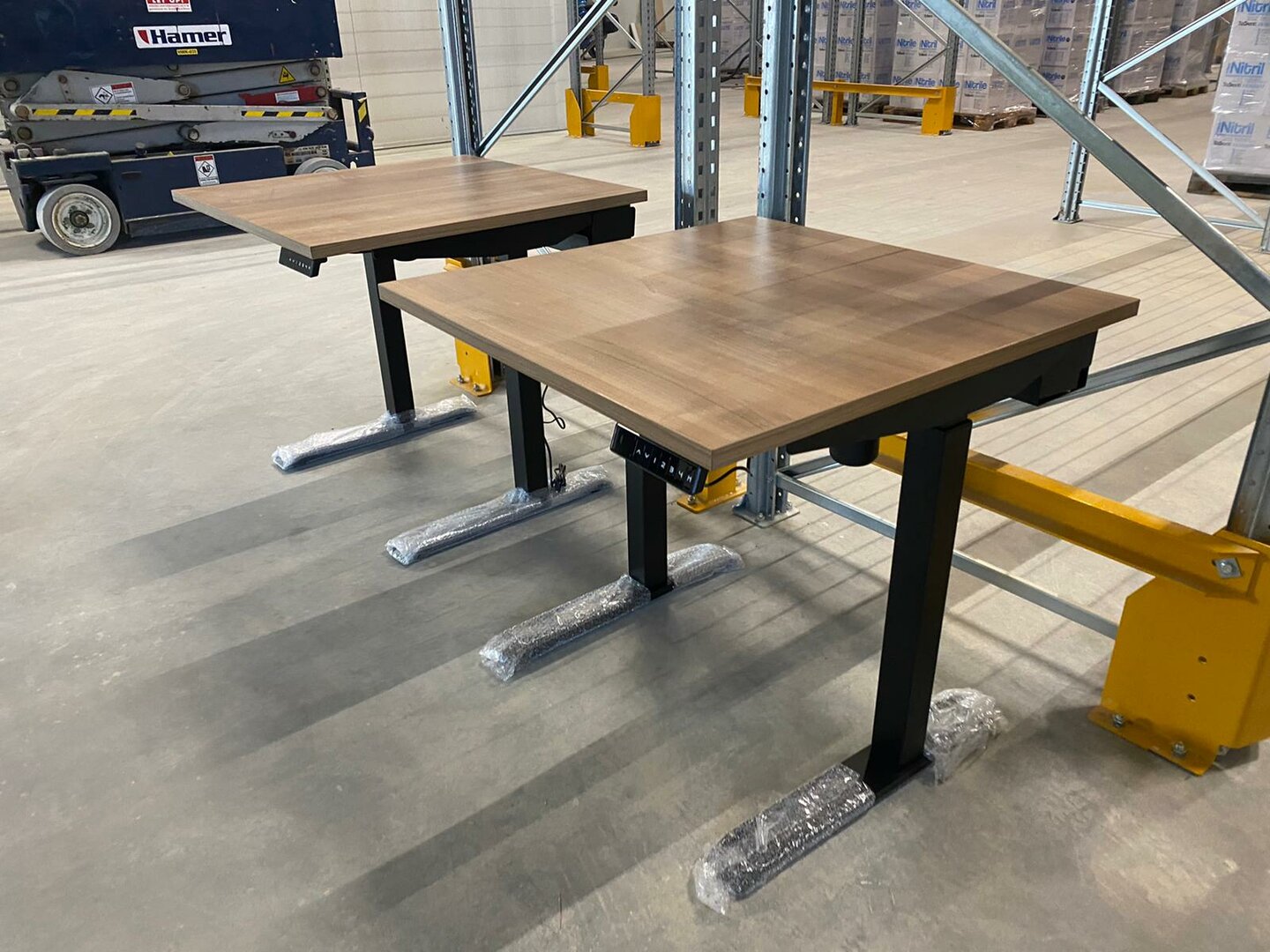 Small StudyDesk sit-stand desk, including worktop from €420