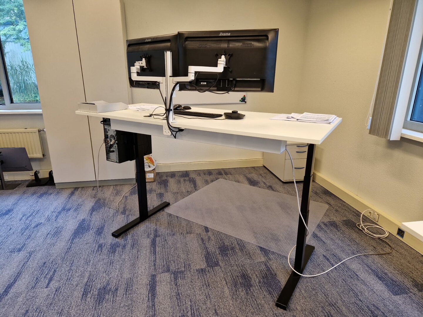 Sit-stand desk Linak® | height adjustable