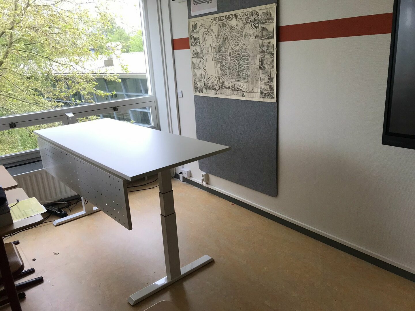 Table partition | mounted under desk incl. brackets