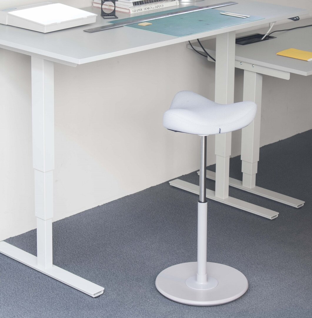 Varier Move saddle stool active furniture for the office