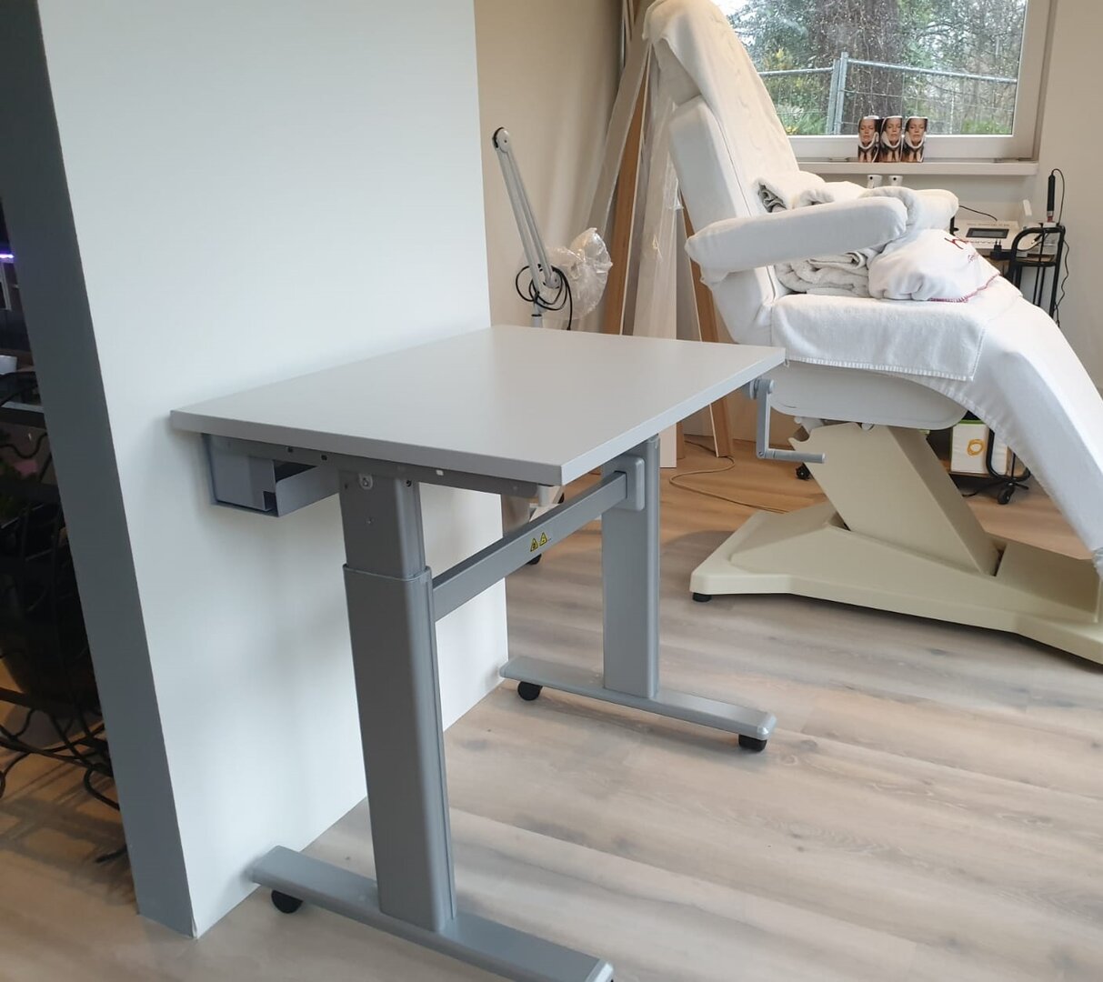 White - Tabletops desk separate | separate worktops available