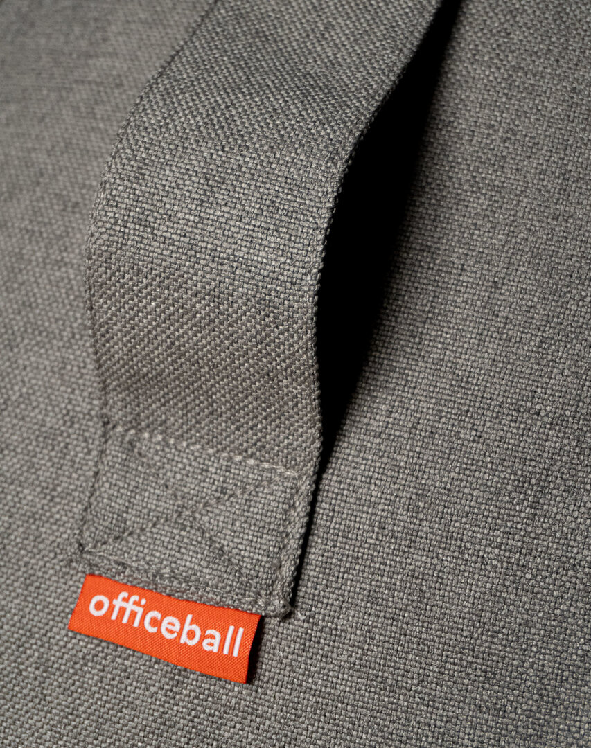 Office Ball Sitting Ball | Sittingball behind your desk | Worktrainer.com