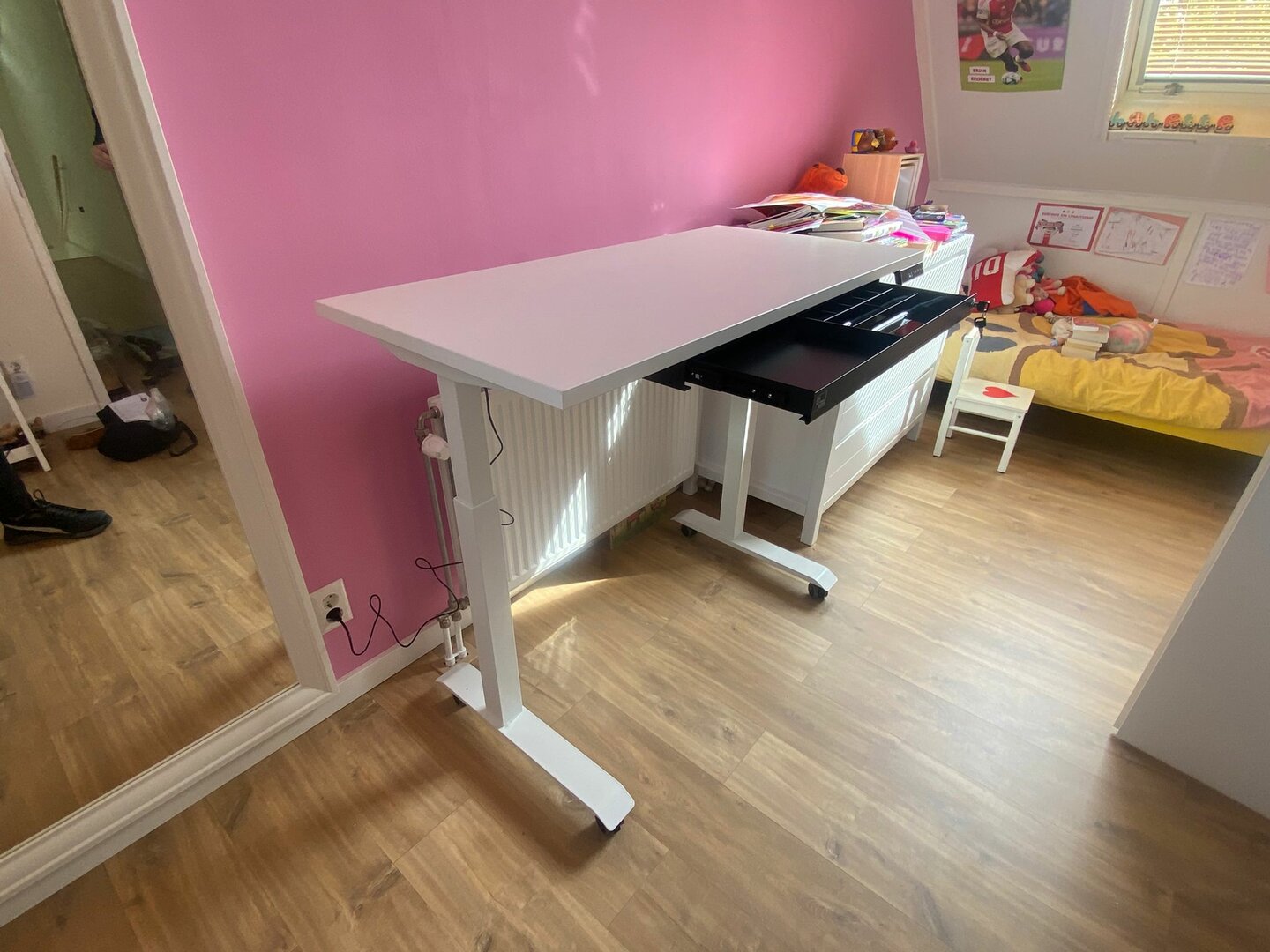 Small StudyDesk sit-stand desk, including worktop from €420