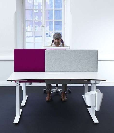 Table screens - Acoustics and privacy