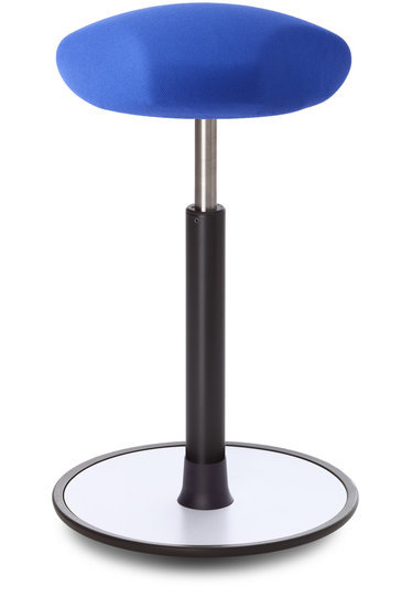 Active sitting at work | Try out a balance stool