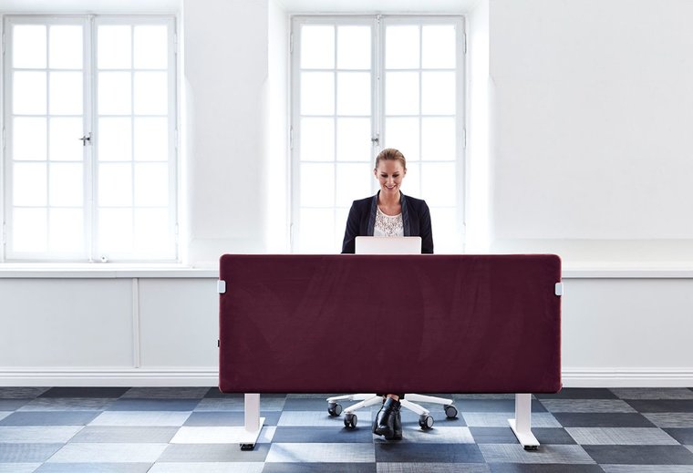 Table screens - Acoustics and privacy